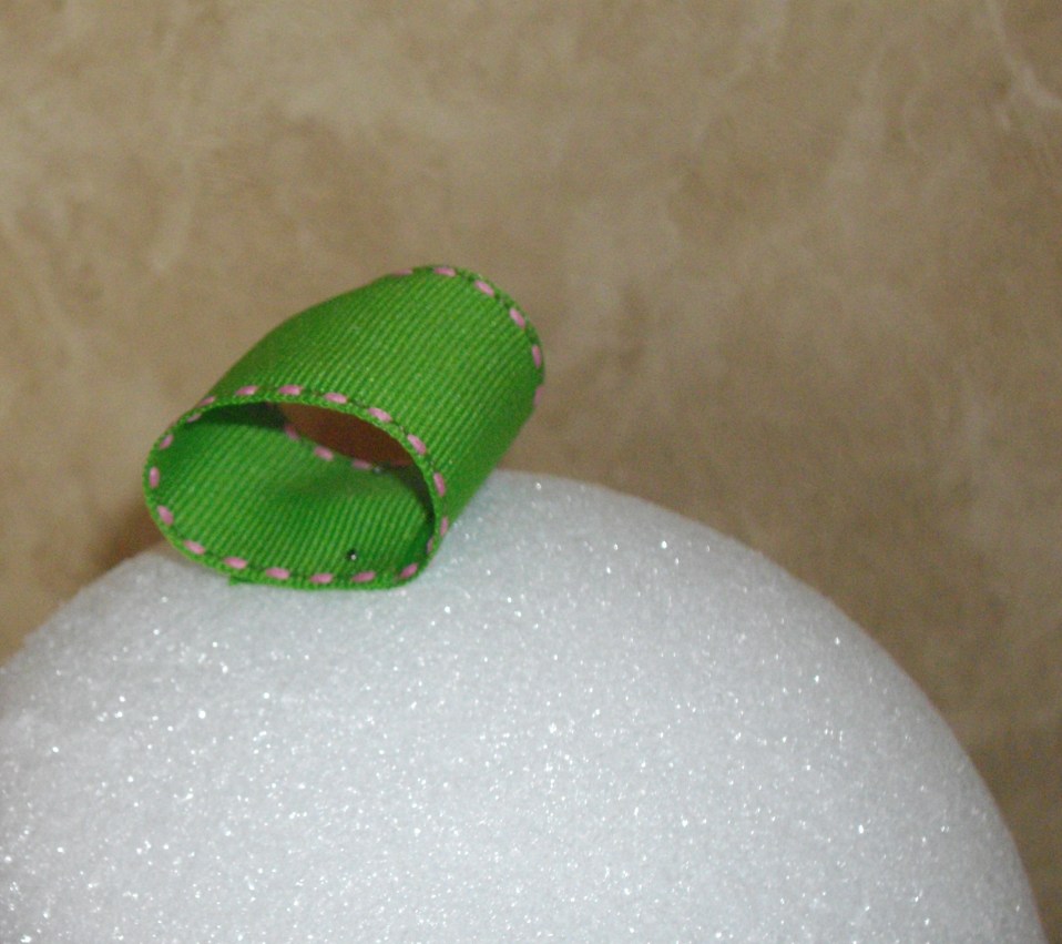 Ribbon Topiary Video Tutorial (Centerpiece) | Fun and Dysfunction